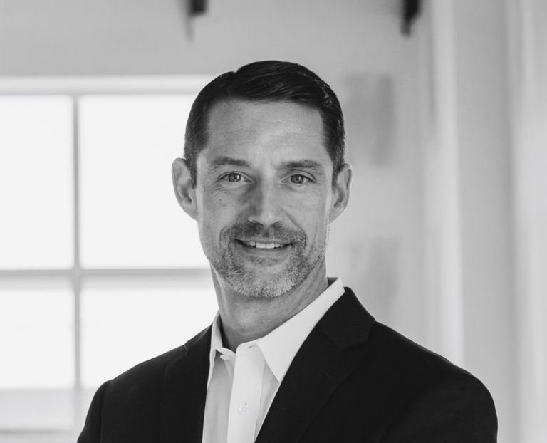 Remarkable Team Building Live Immersion